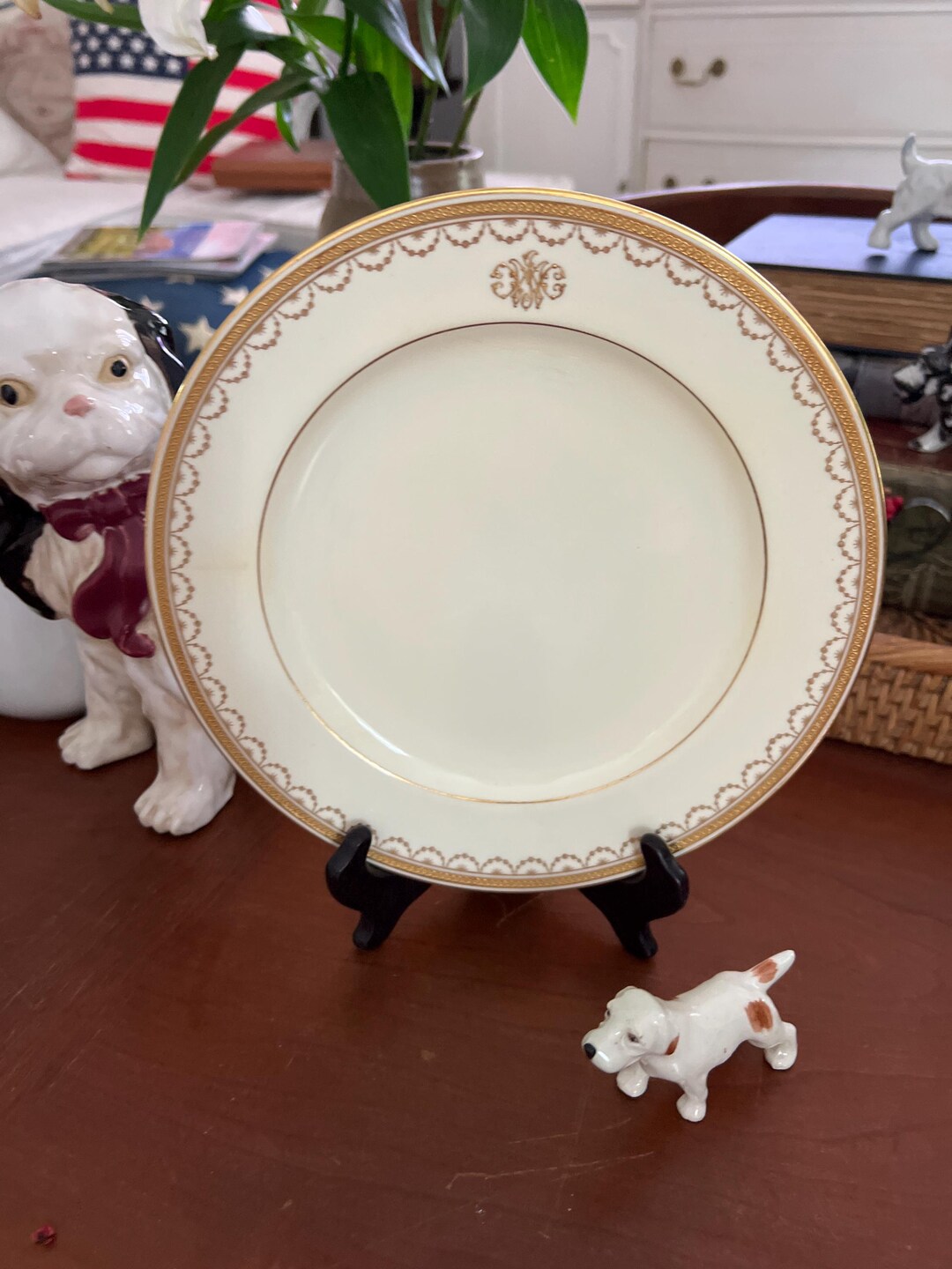 Gold Monogramed Vintage English 9” Plates. Set of 6. - Etsy