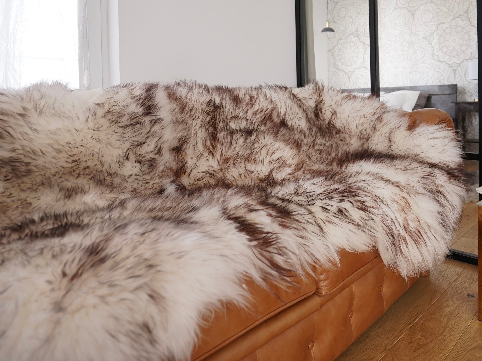 GIANT SHEEPSKIN Triple X Mouflon White Brown Throw Genuine Leather ...