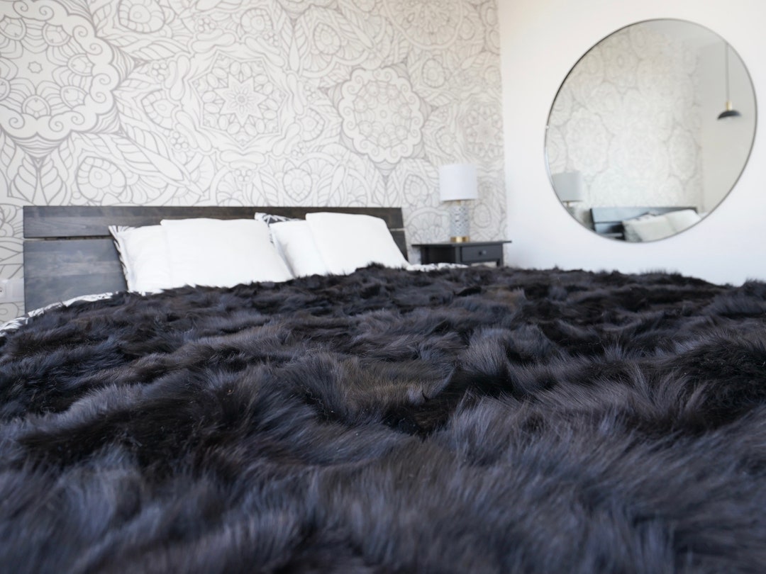 Genuine Toscana Lamb Sheepskin Throw Blanket Rug Black Bed Spread Sofa ...