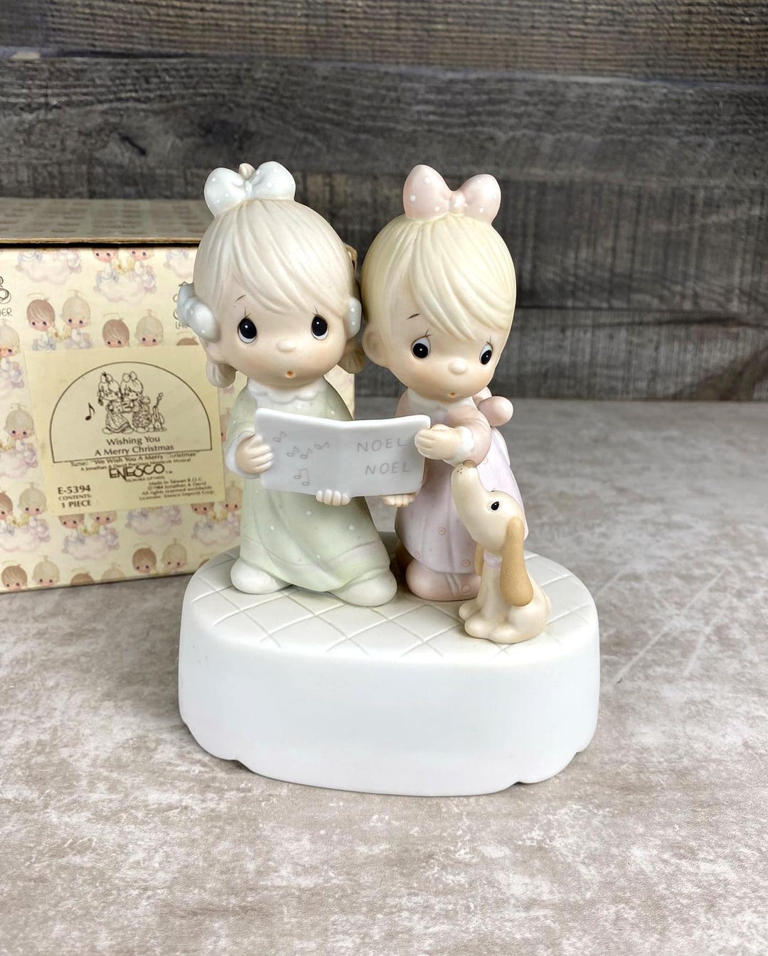 1984 Precious Moments Wishing You A Merry Christmas Musical Figurine E ...