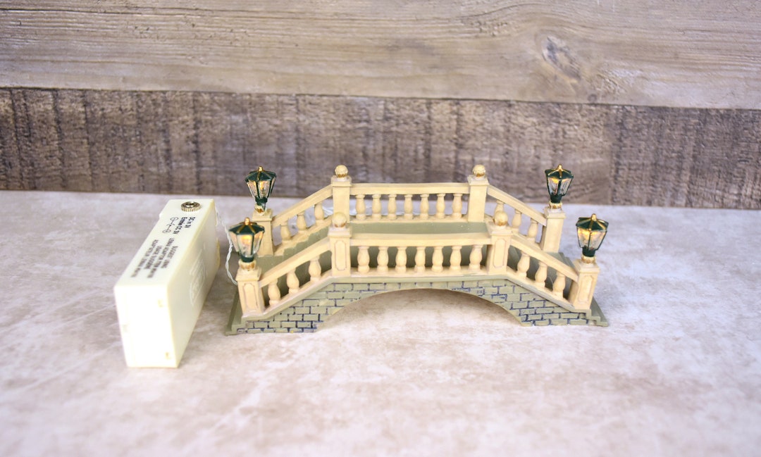 Lemax Lighted Somerset Foot Bridge Christmas Village Landscape ...