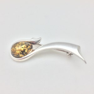 Small Green Amber Pin // 925 Sterling Silver // Hand Cast // Amber Pin ...