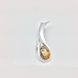 Small Green Amber Pin // 925 Sterling Silver // Hand Cast // Amber Pin ...