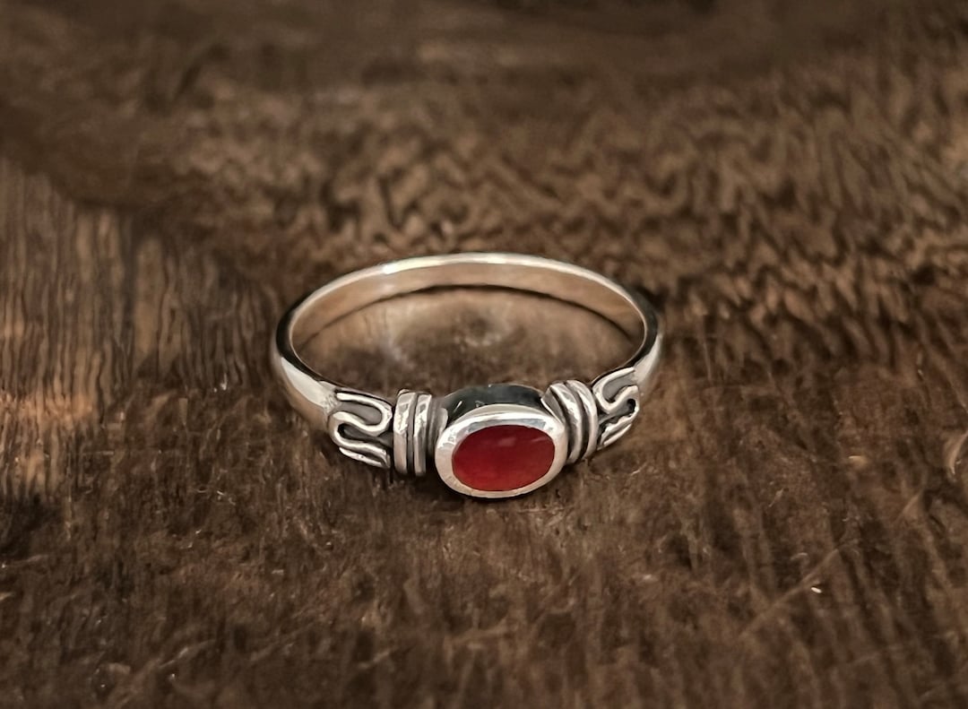 Small Traditional Style Bali Ring With Genuine Carnelian - Sizes 5 to ...