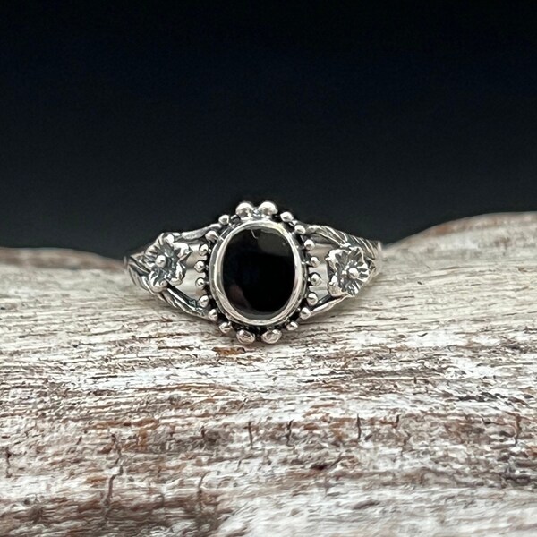 Onyx Ring - Etsy