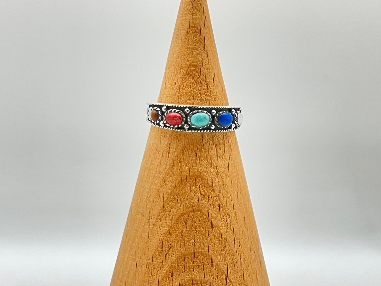Multi-stone Silver Ring // 925 Sterling Silver // Sizes 5 to 10 - Etsy
