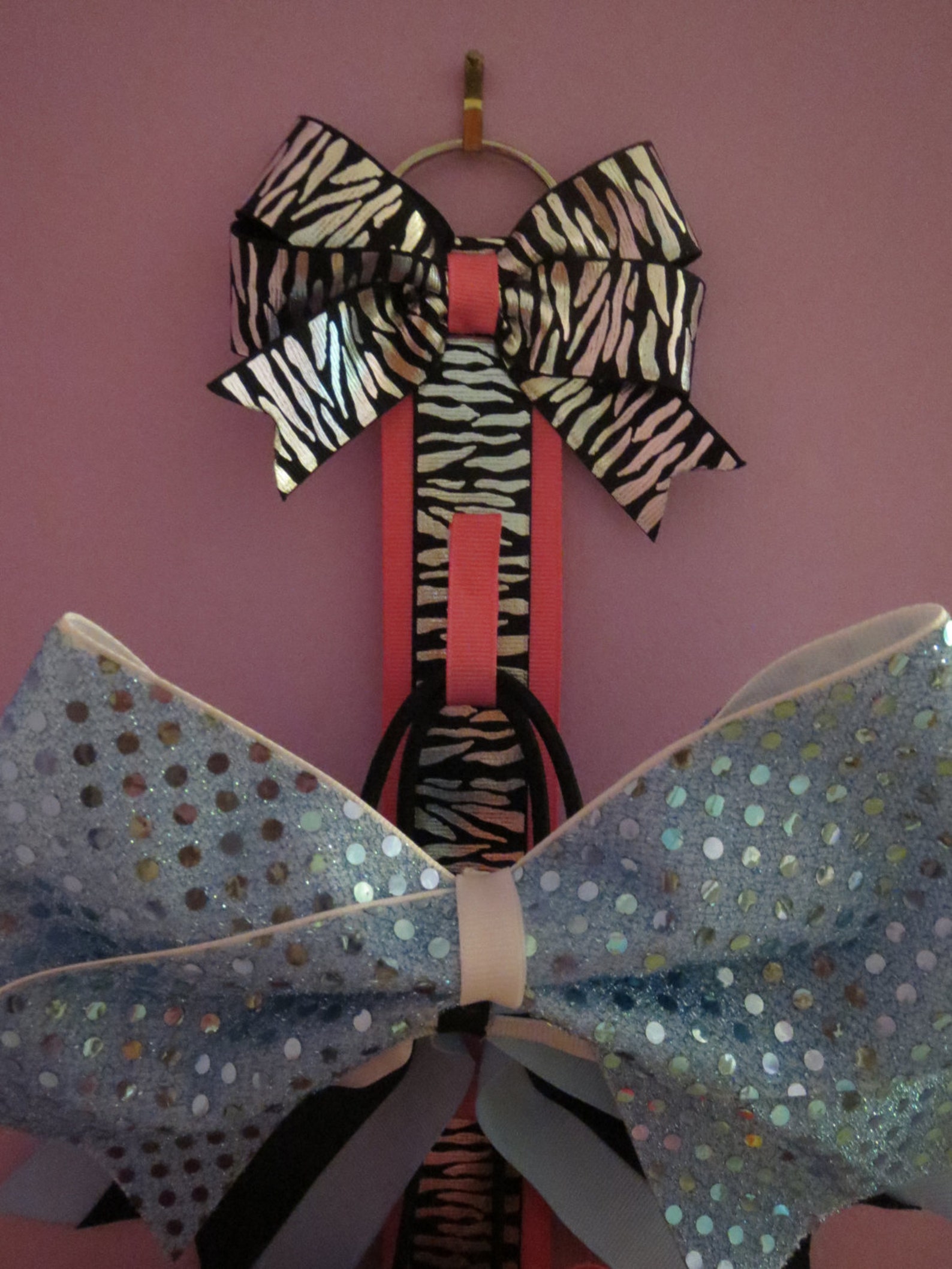 Cheer Bow Hanger Holder for Cheer Bows, Dance Bows, Girls Bedroom Wall ...