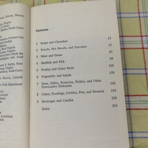 Famous American Recipes Cookbook John & Marie Roberson 1965 Collier ...