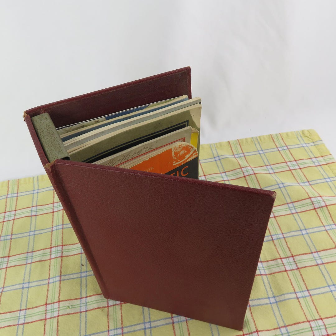 Vintage Recipe Binder With 11 Cook Booklets Mirro-matic Minute Tapioca ...