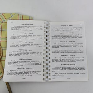 Cookin' USA A to Z Tips 1993 Regional Television Cooking Show Nashville ...