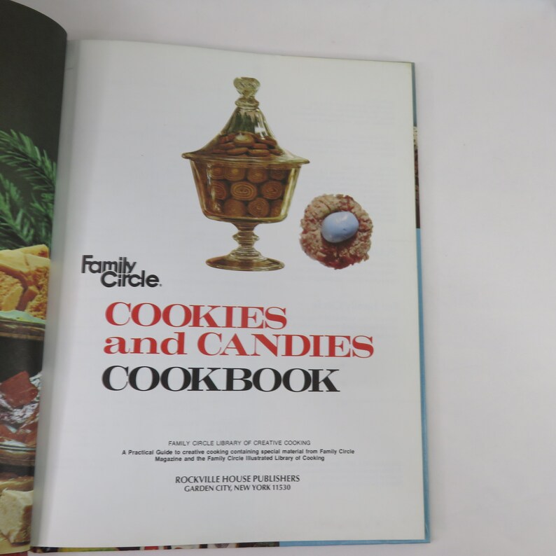 Family Circle Cookies and Candies Cookbook 1978 Vintage Cooky - Etsy