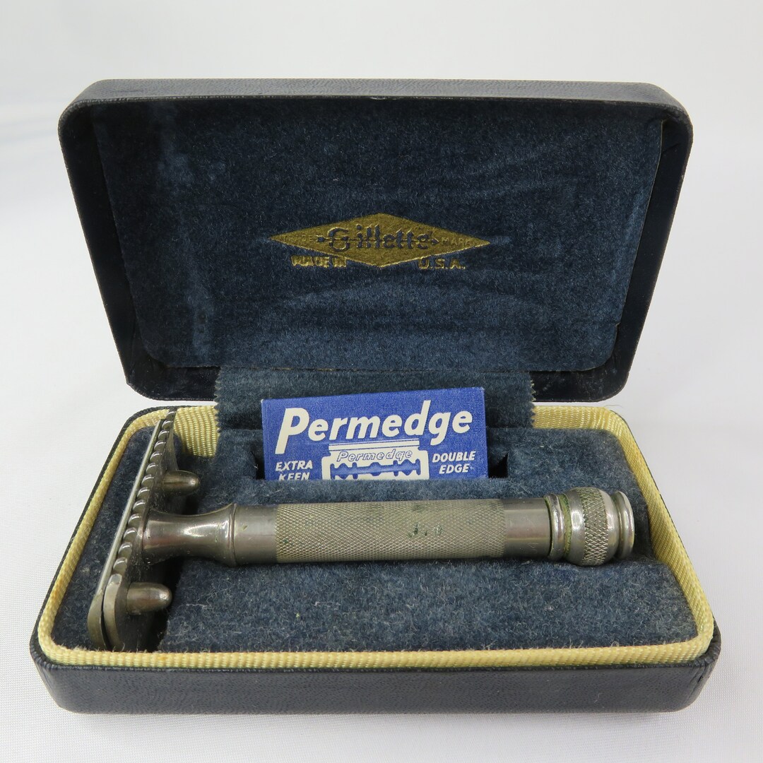 Gillette Razor With Spare Blade in Case 1918 Travel Razor - Etsy