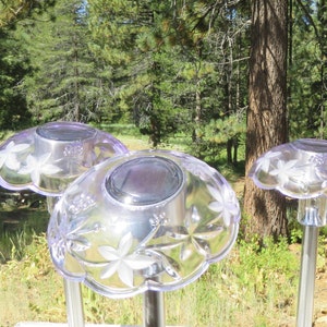 Set of 4 Purple Flower Glass Solar Lights - Set of 4 Matching Floral ...