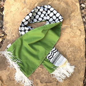 Middle Eastern Black and White Keffiyeh Scarf; Shemagh Fringed Scarf ...
