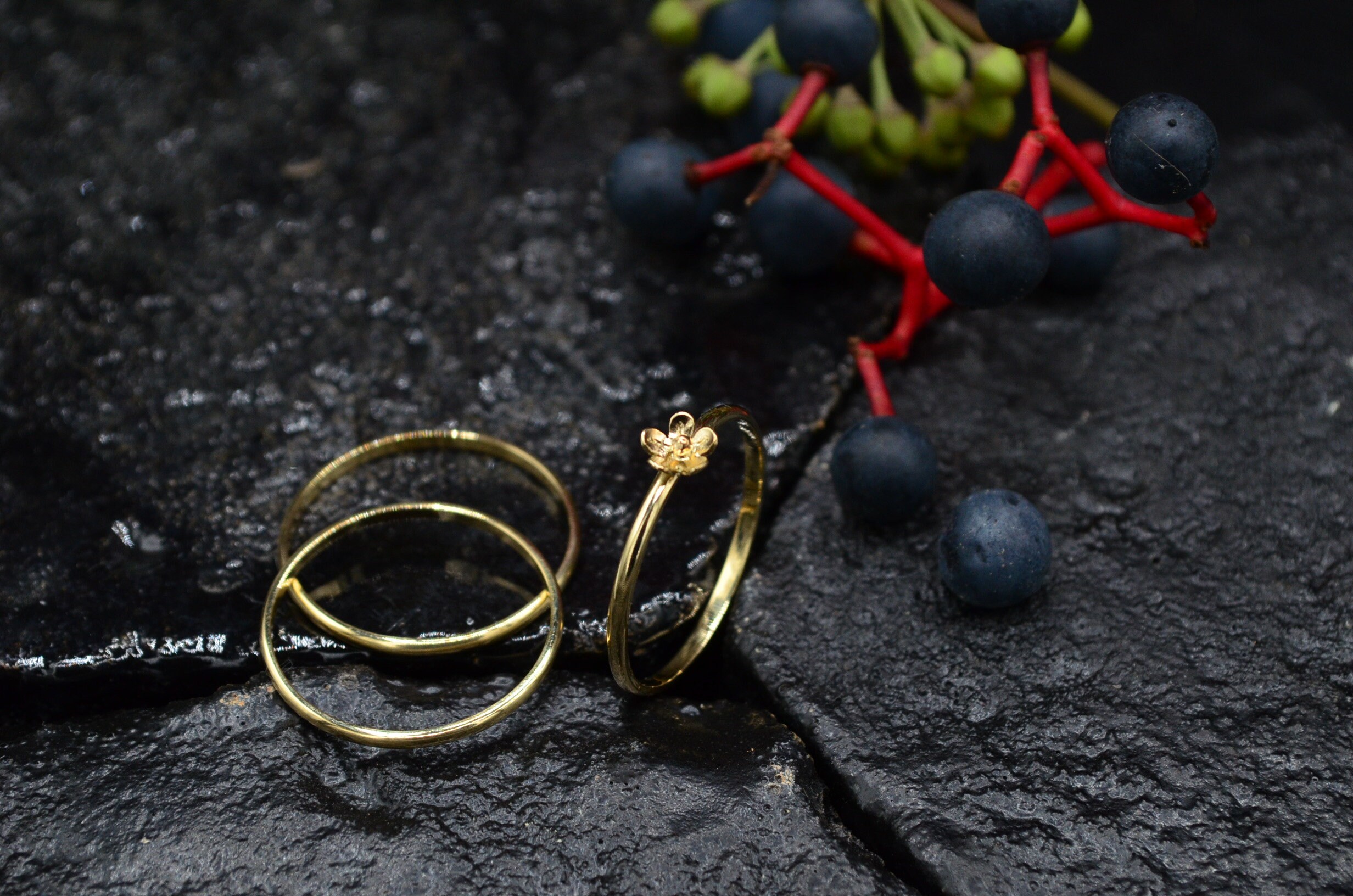 18 Kt Yellow Gold Rings, Small Flower Ring, Stackable Rings Set, Thin ...