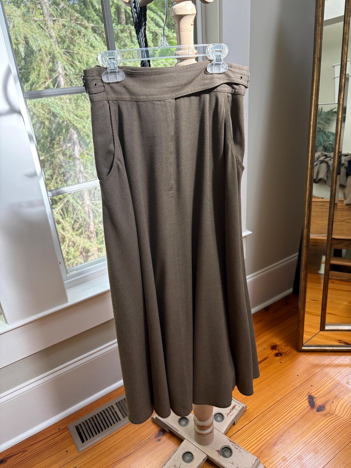 80-90s Episode Retro Suit Stunning Glam Belted Sorta-military-look ...