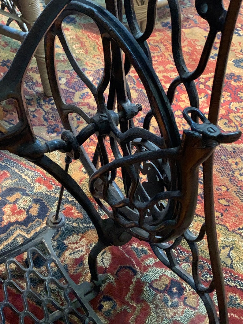 Antique Singer Sewing Cast Iron Base W TREADLE WORKING; Side Table W ...