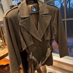80-90s Episode Retro Suit Stunning Glam Belted Sorta-military-look ...