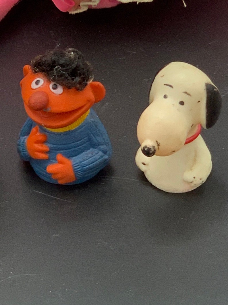Vintage LOT of 4 FINGER PUPPETS Rubber Snoopy Ernie Bert Big - Etsy
