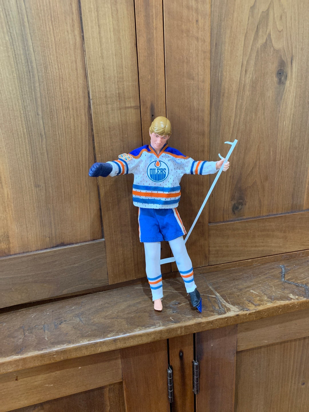 1983 Wayne Gretzky Mattel 12" Hockey Doll BARBIE Uniformed Articulated ...