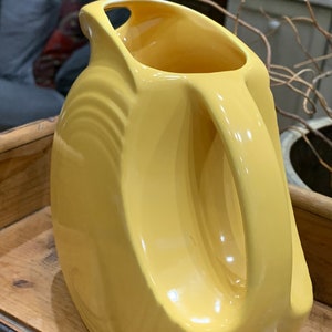 FIESTA WARE YELLOW Pitcher Homer Laughlin Co Pitcher Vintage Original 6 ...