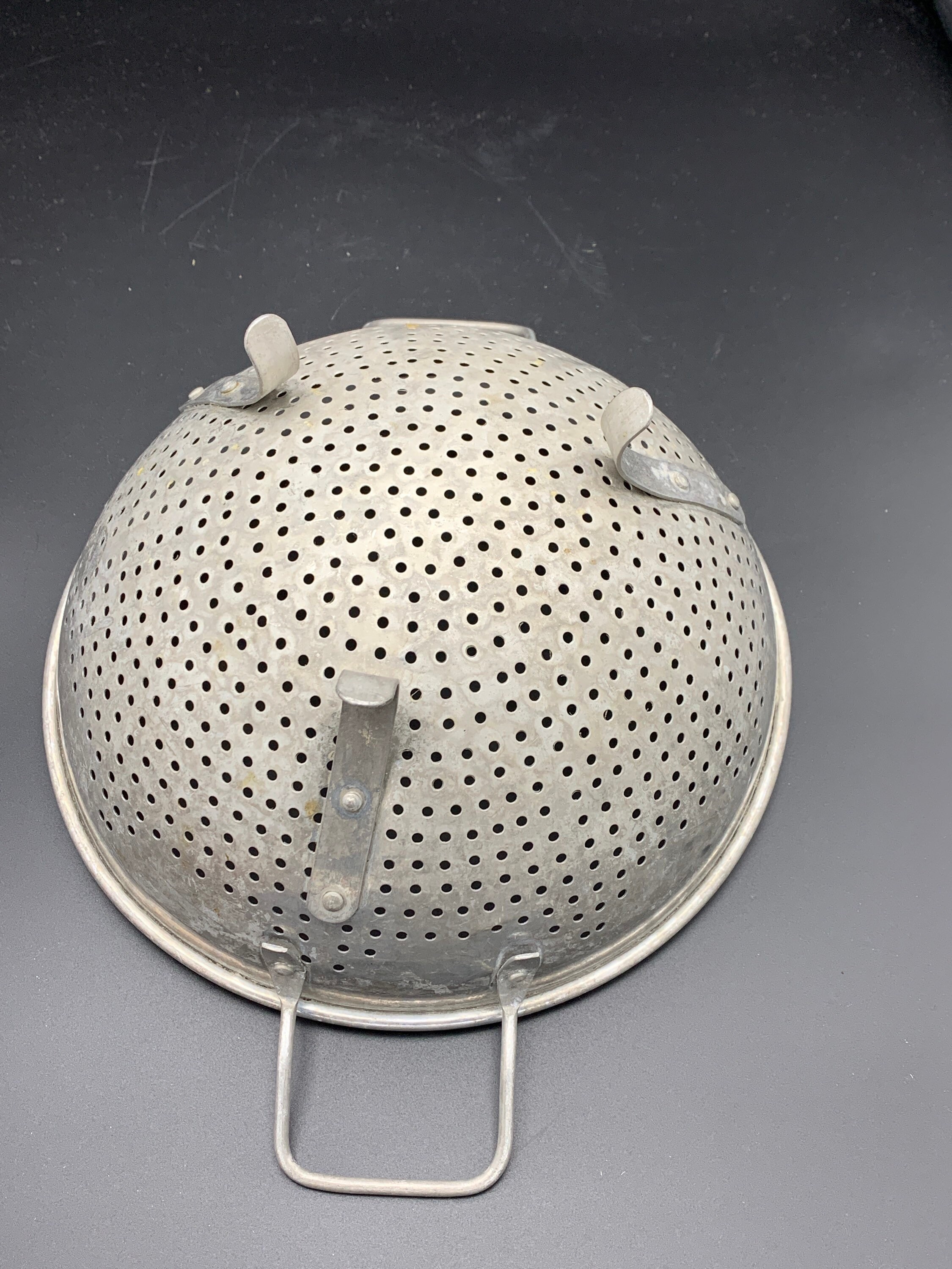 50s STRAINER CIRCLES COLANDER Dome Aluminum Gray 3 footed | Etsy