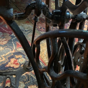 Antique Singer Sewing Cast Iron Base W TREADLE WORKING; Side Table W ...