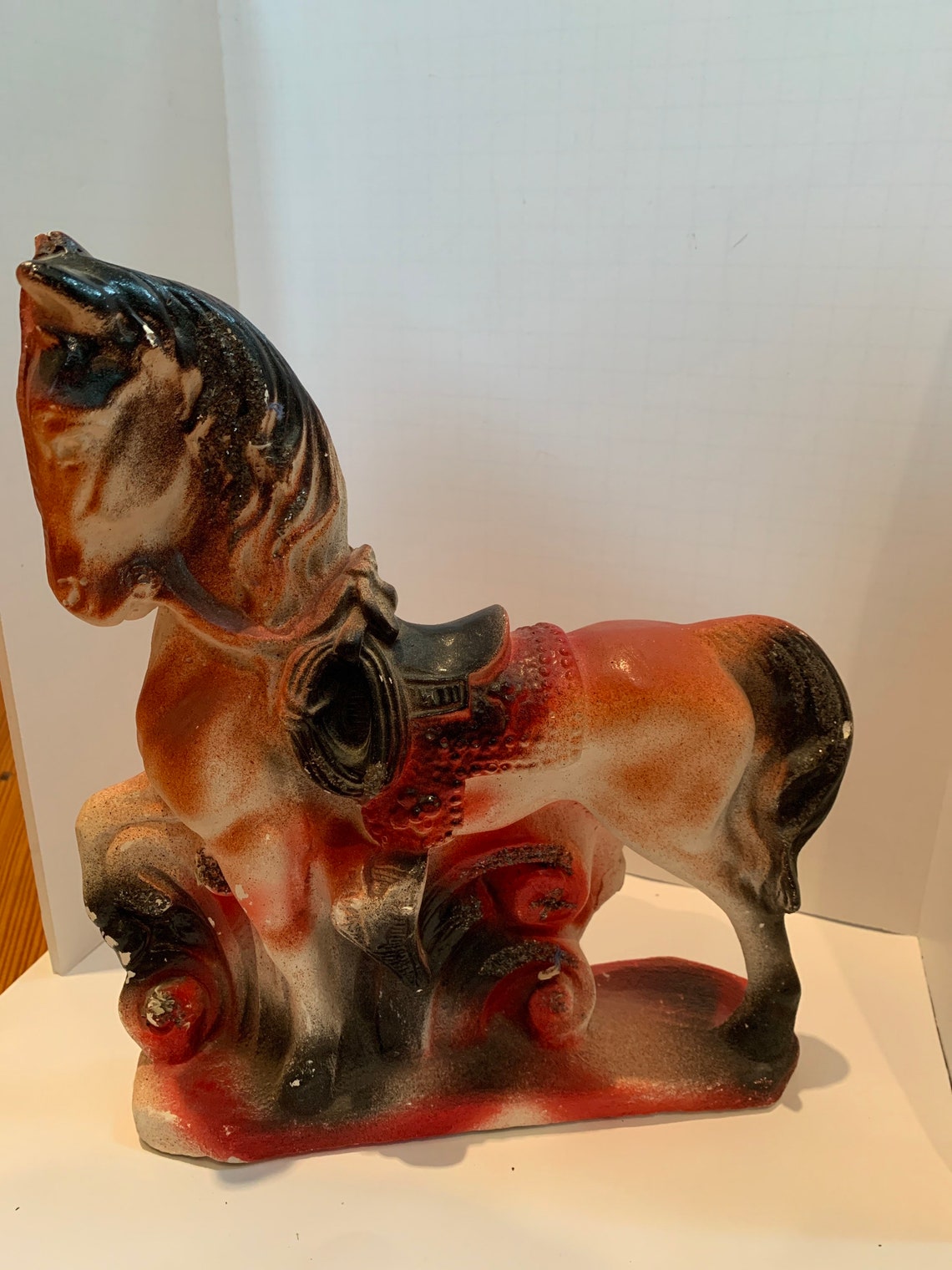 50s HORSE W SADDLE CHALKWARE Figurine Red White Black Approx 8 3/4” L ...