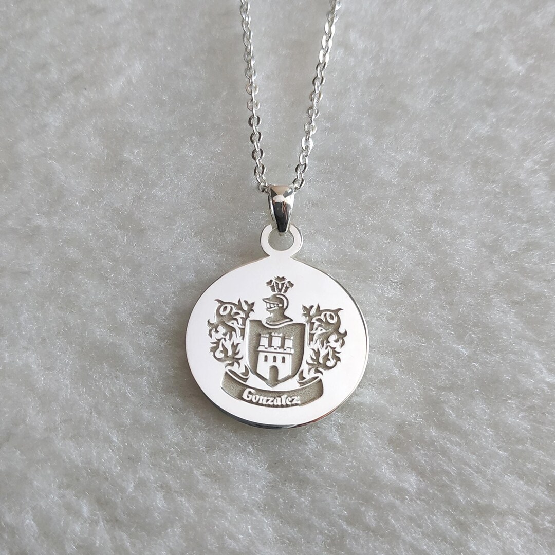 Custom Family Crest Necklace,coat of Arms Necklace,family Crest Signet ...