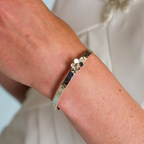 Mummy and Baby Bangles Crossover daisy bangles Mum and Daughter Bracelets New Mum Gift Christening Gift New Baby Gift Etsy