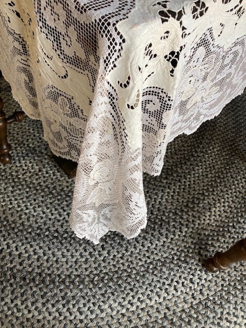 Vintage Filet Lace Vintage Tablecloth - Etsy