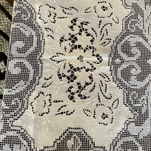 Vintage Filet Lace Vintage Tablecloth - Etsy