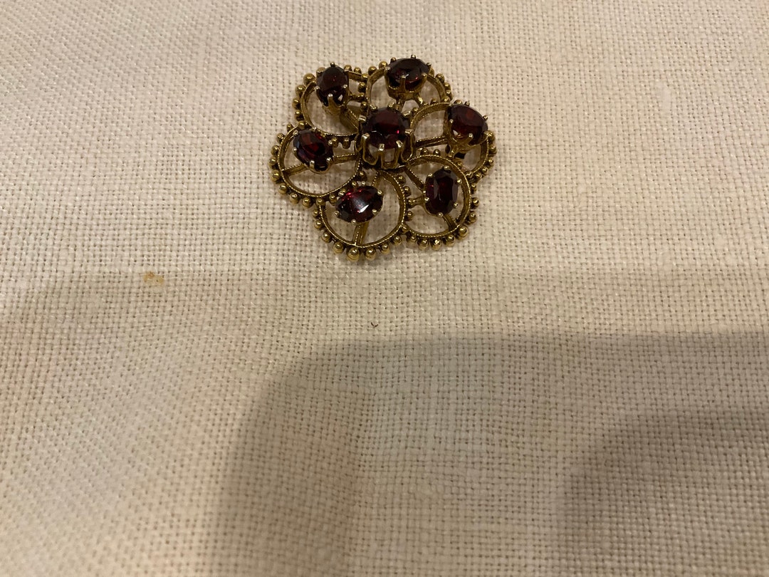 Goldtone Vintage Garnet Brooch - Etsy