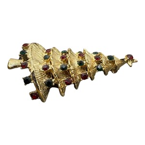 Vintage Monet Christmas Tree Brooch Holiday Pin Green Red Rhinestones ...