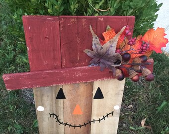 Wood scarecrow | Etsy