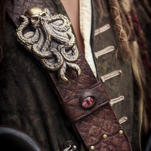 Large Octopus Kraken Cthulhu Pirate Buckle for Baldric. Black Sails ...