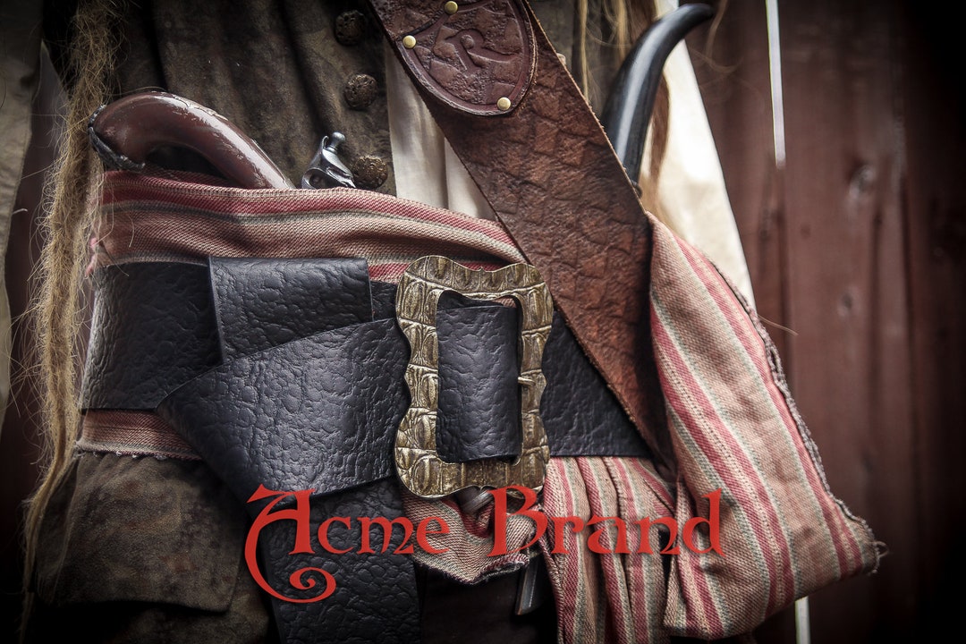 Large Gator Pirate Buckle for Baldric or Waist Belt. Black Sails ...