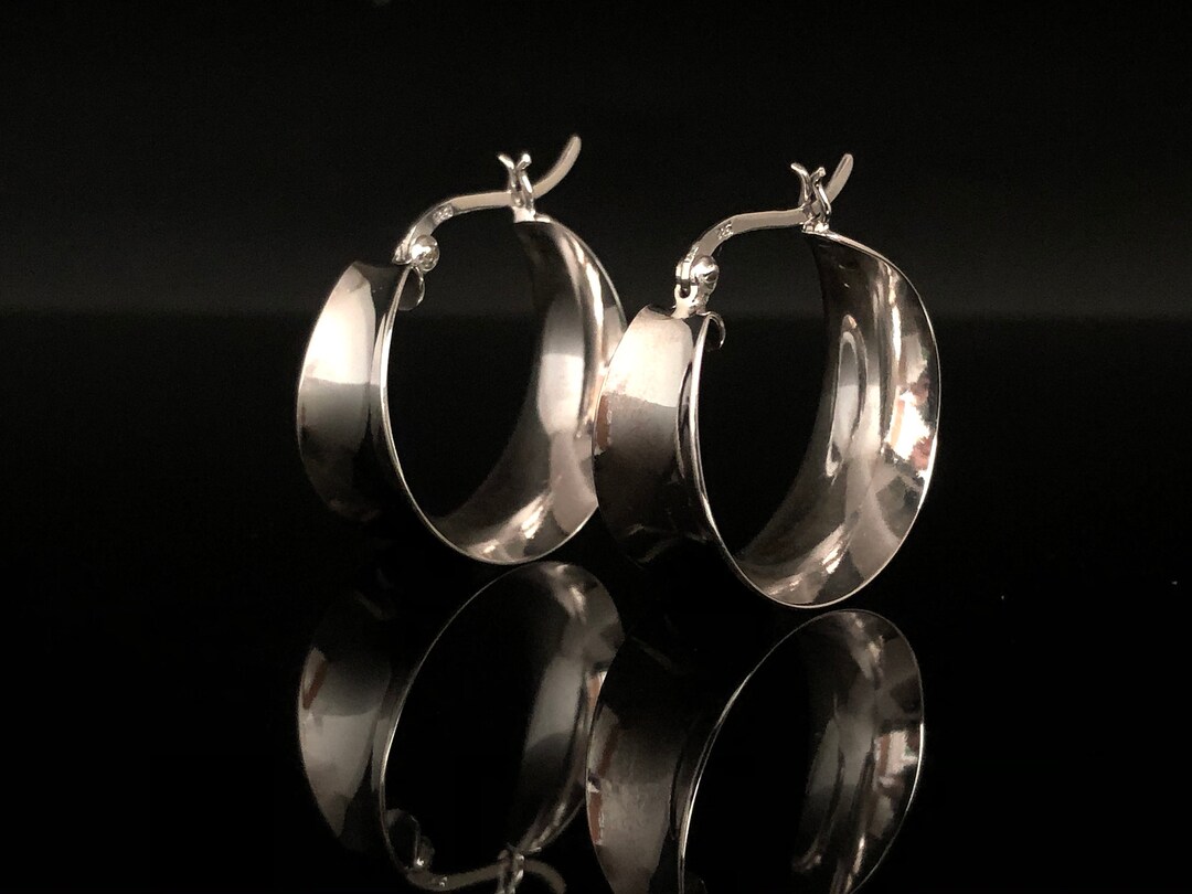 Small Concave Silver Hoop Earrings - 925 Sterling Silver -- Silver ...