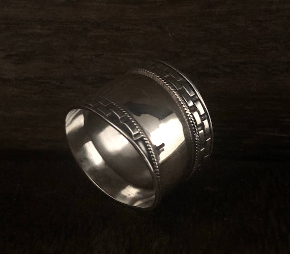 Geometric Design Bali Ring // Traditional Bali Ring // Bali - Etsy