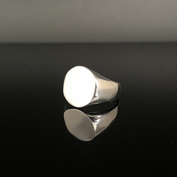 Large Signet Ring - Etsy