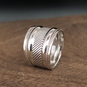 Wide Bali Design Silver Ring // Etched Bali Band Ring // 925 Sterling ...