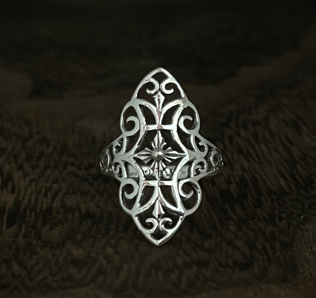 Filigree Style Silver Ring // 925 Sterling Silver // Silver Scroll Ring ...
