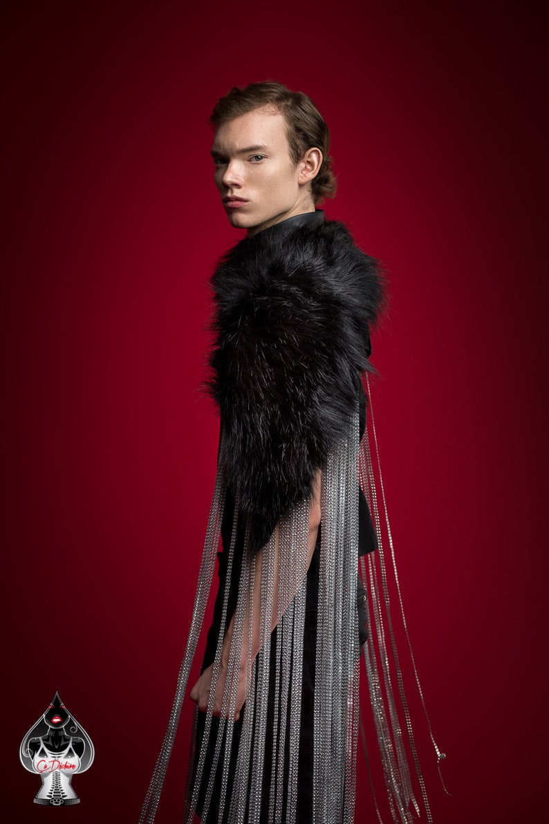 SHOULDER PIECES Costume With Fringes, Faux Fur and Rhinestones - Unisex ...