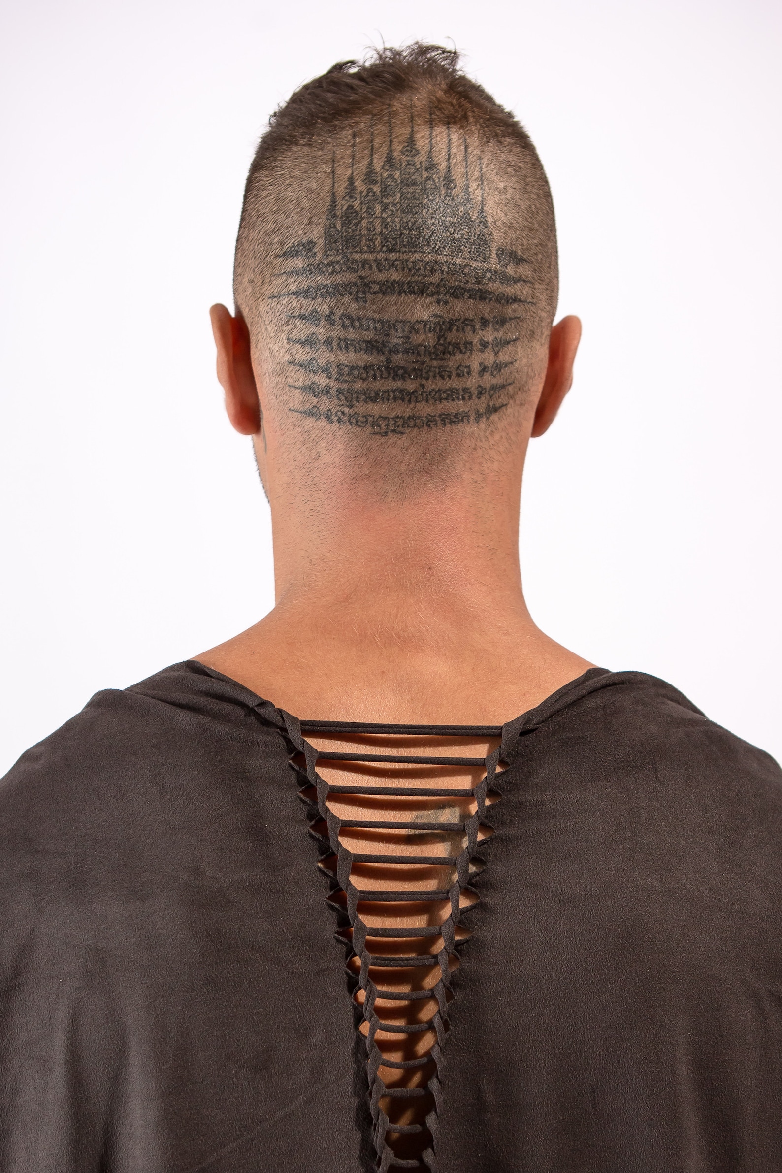 T-shirt for Men Cut Out and Braided WAKIZA | Etsy