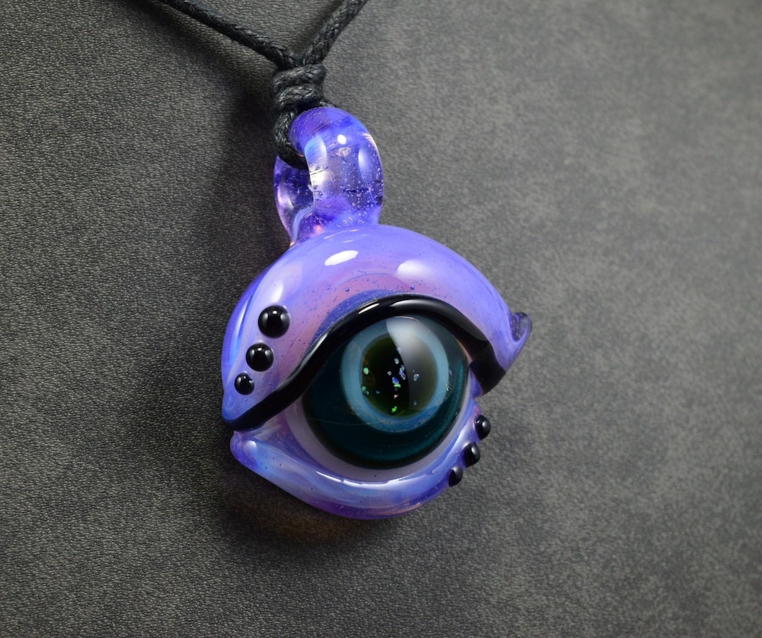 Third Eye Pendant - Etsy