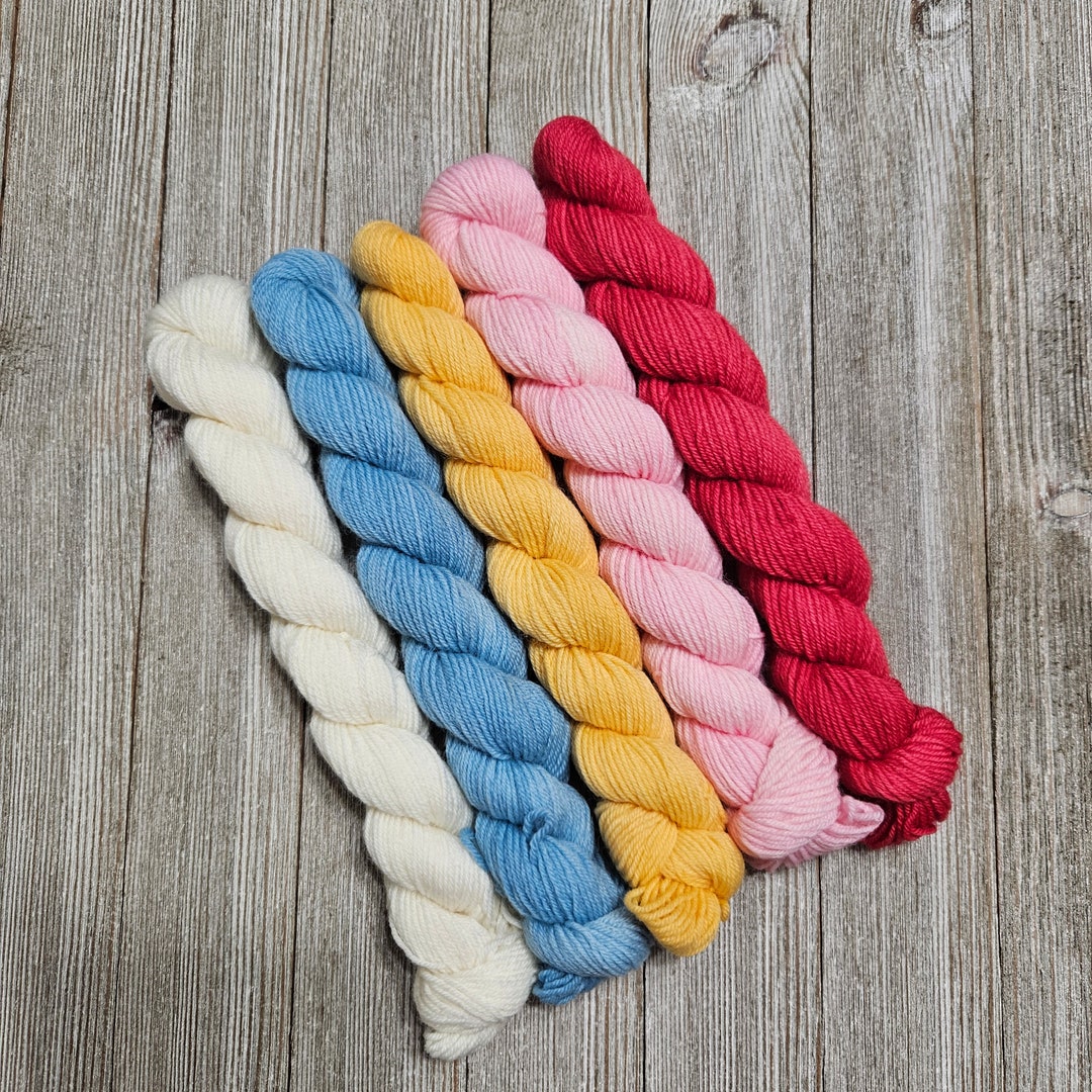 A Perfect Day Mini Set of 5 (20 Gram Minis) Standard Sock Fingering ...