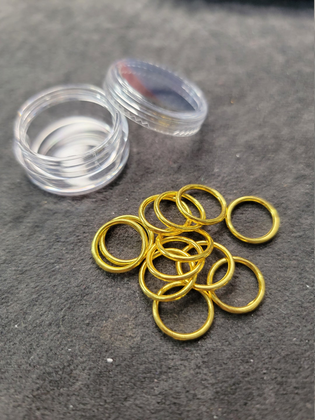 Large Round gold Ring Stitch Markers 10mm/us15 Set of 12 in Clear Jar ...