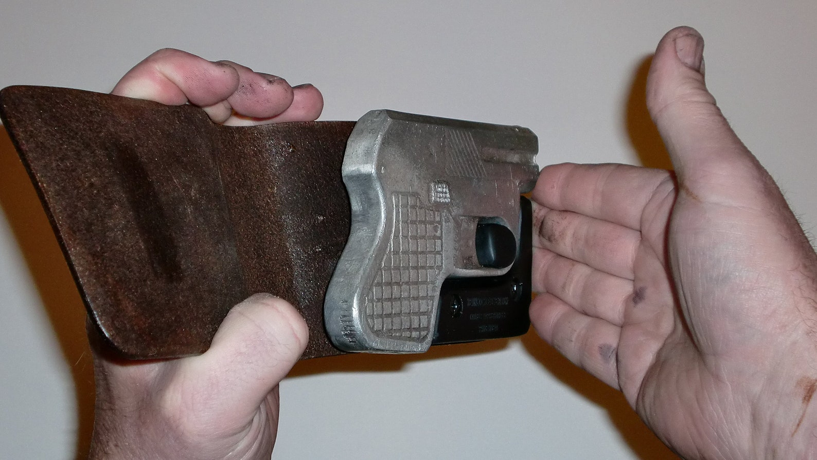 Pocket Holster, Wallet Style for Full Concealment Double Tap Derringer ...