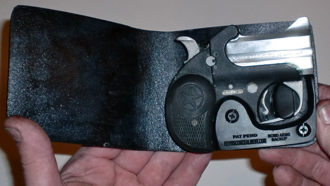 Pocket Holster, Wallet Style for Full Concealment Bond Arms Derringers ...