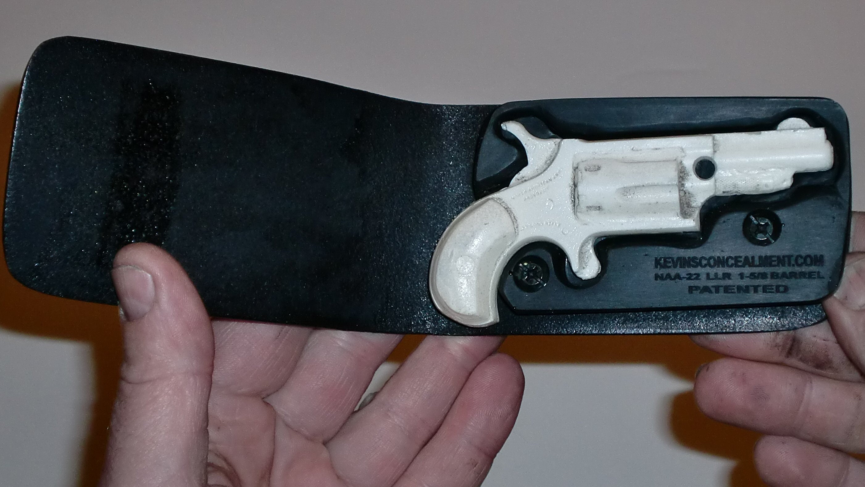 Pocket Holster, Wallet Style for Full Concealment NAA 22LLR 1-5/8 ...